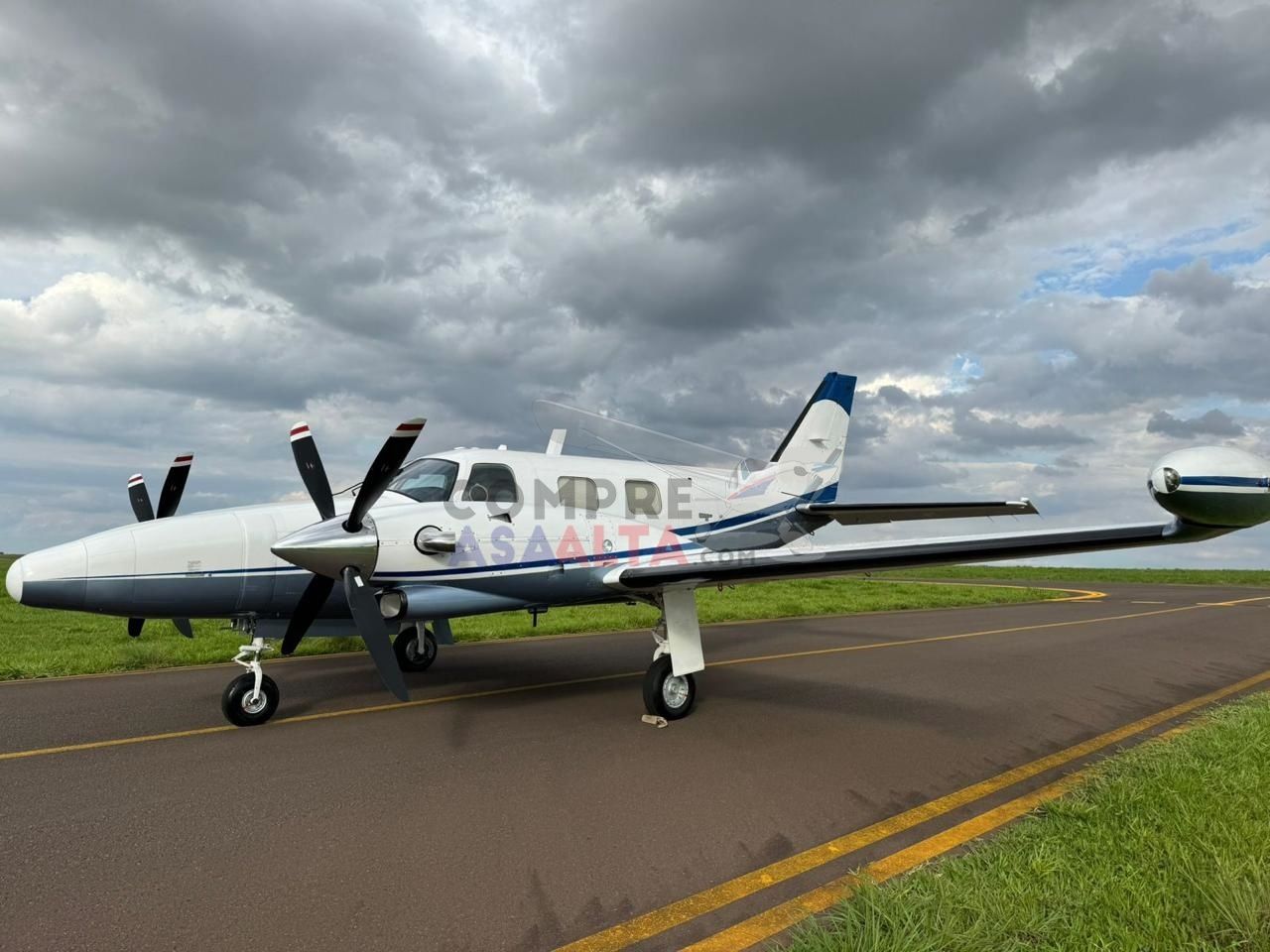 PIPER CHEYENNE II 1981 no aeronavesavenda