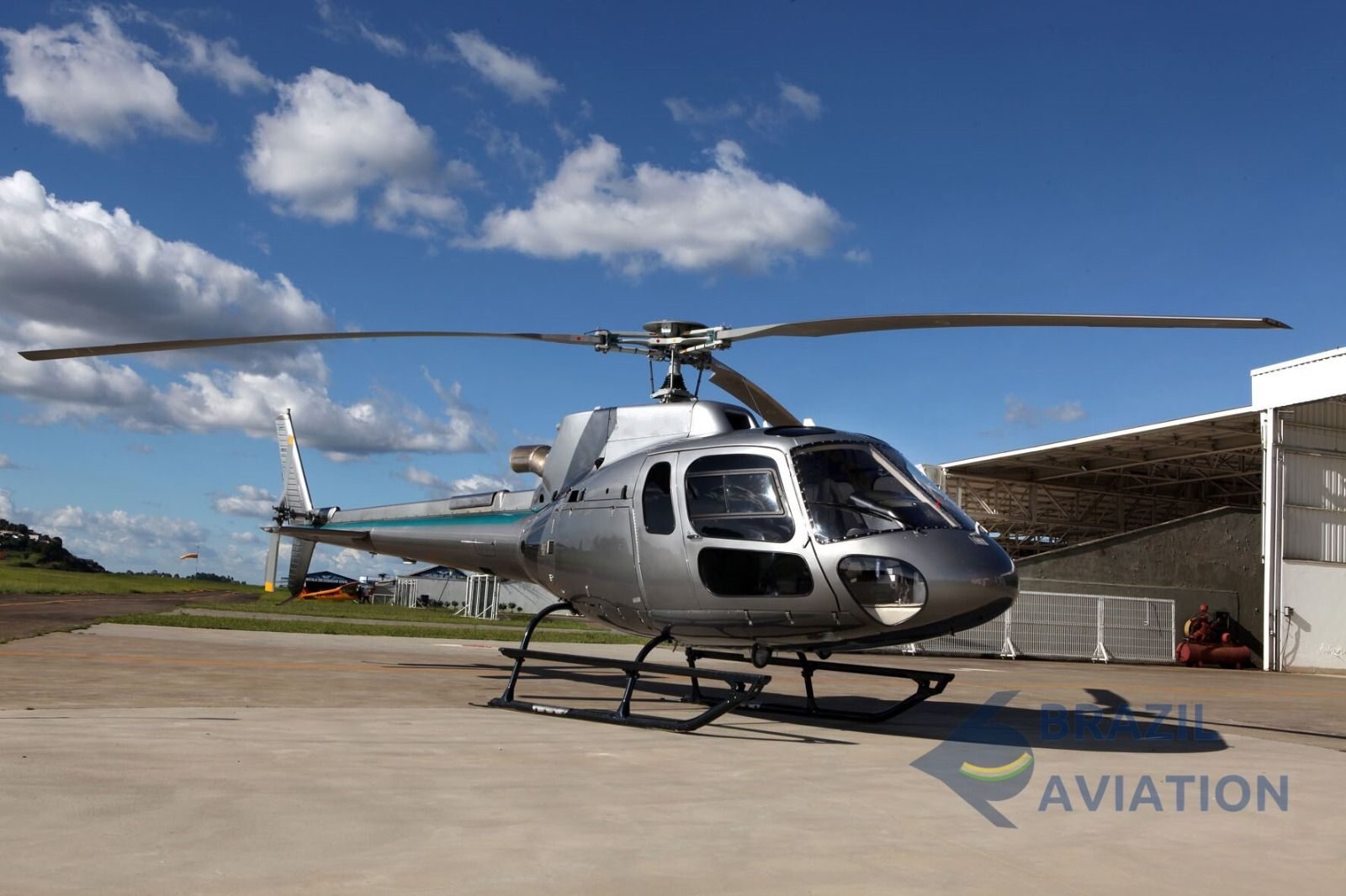 HELICÓPTERO AIRBUS H125 AS350 B3E 2013 À VENDA no aeronavesavenda